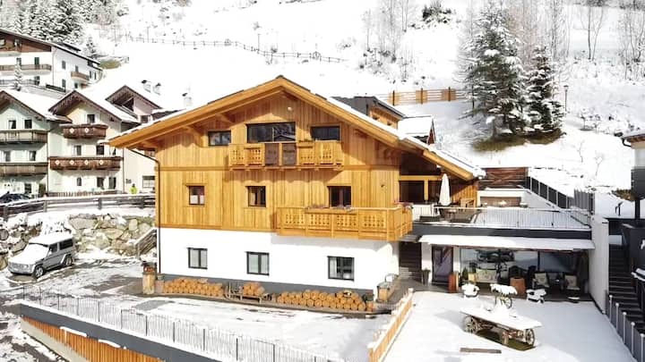 Attico Luminoso E Spazioso - Alta Badia