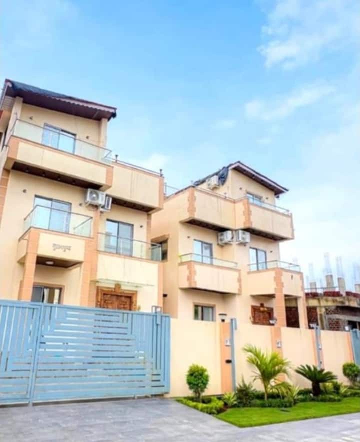 Cozy Stay In Lonavala - Lonavla