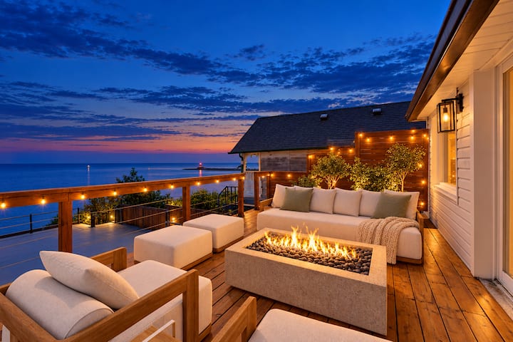 The Amalfi - Stunning Lake-house, W/ Free Parking - Newcastle, ON, Canada