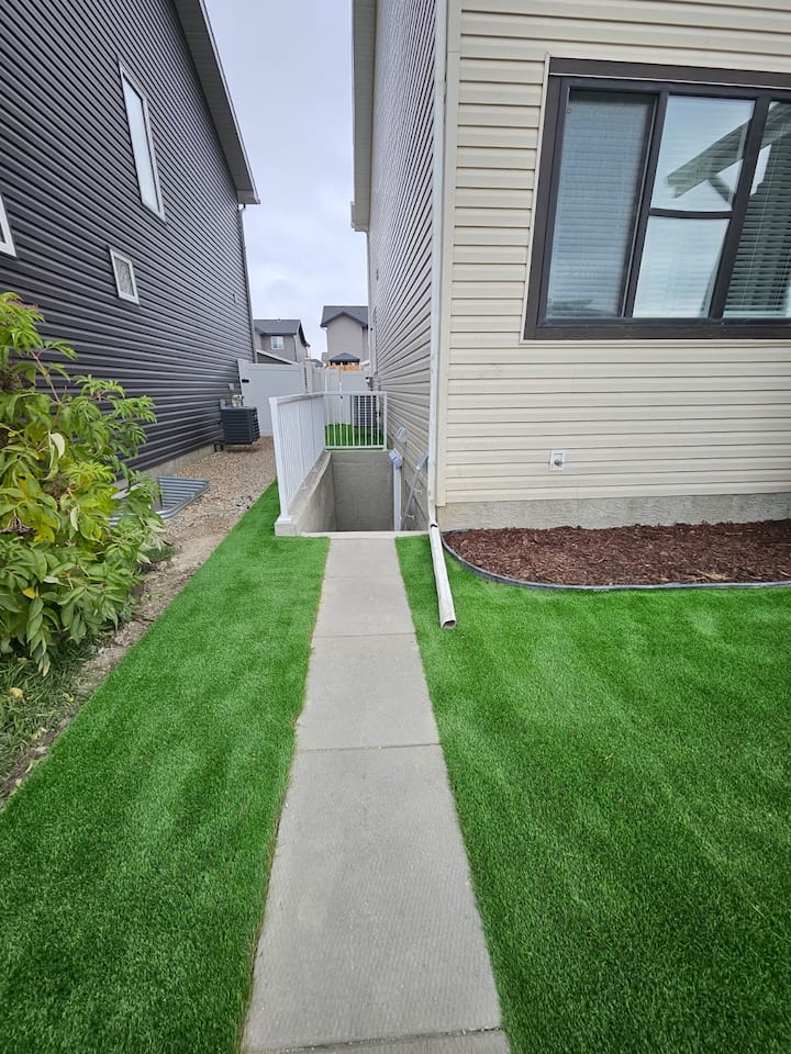 Davies' Haven - Cozy 1 Bedroom Basement Apartment - Regina