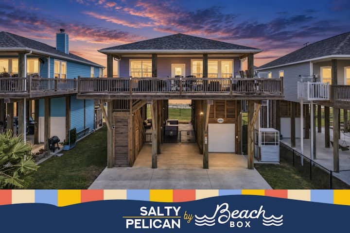 Salty Pelican | Easy Beach Access | Fenced Yard - Crystal Beach, TX