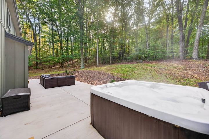Pandapas Retreat - Blacksburg, VA