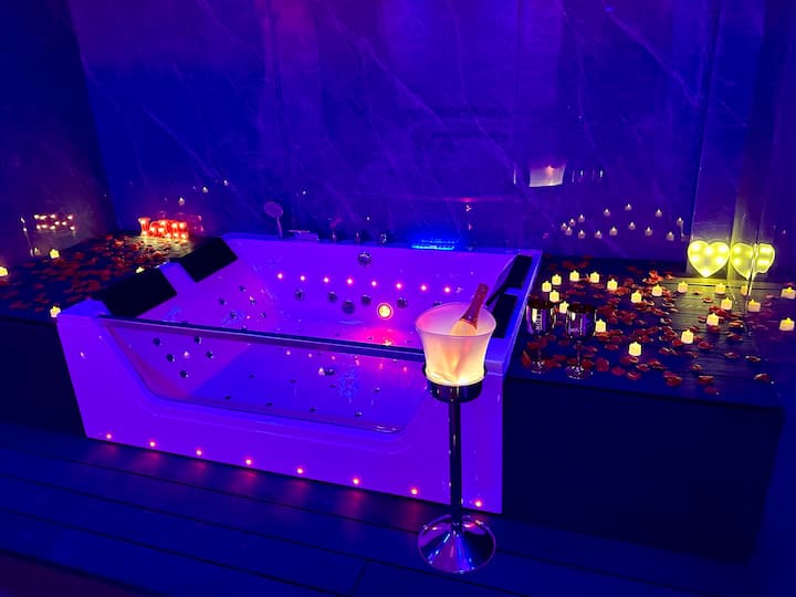 Sky Spa Con Jacuzzi Privado · Suite Estrellada - Cazalegas