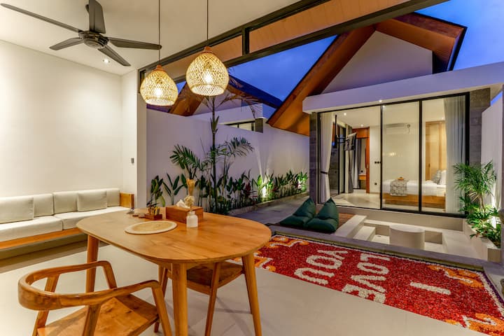 New! Romantic Modern 1-bedroom Private Pool Villa - Indonesia