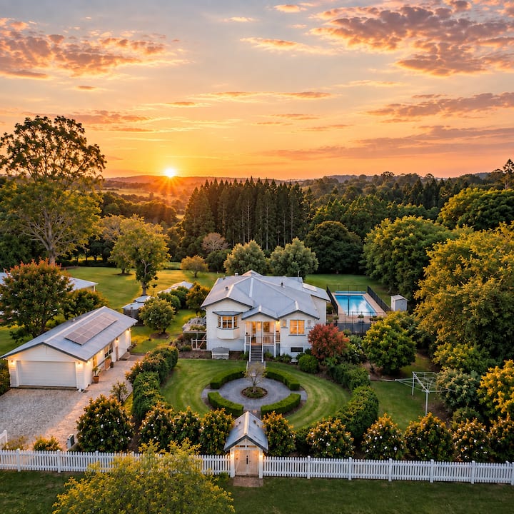 Hinterland Retreat | Upstairs | Sauna | Pool - Maleny
