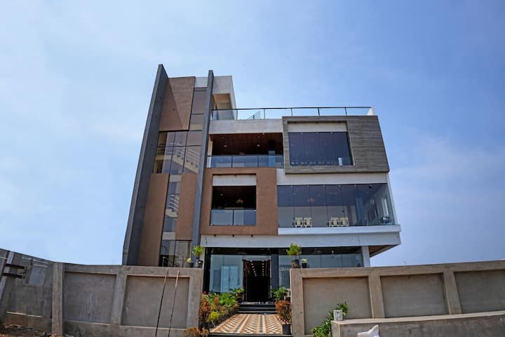 Classic Room With Beach View At Hotel Jk Paradise - Chirala
