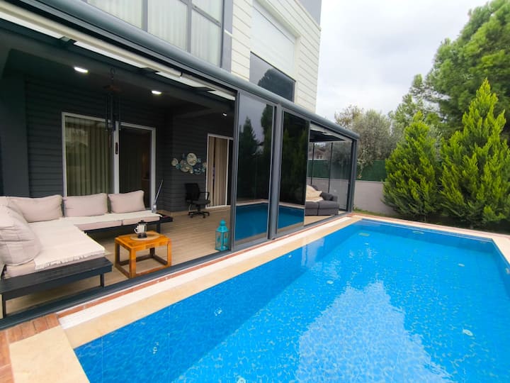 Modern 4br Villa | Private Pool, Garden & Ps5 - Antalya