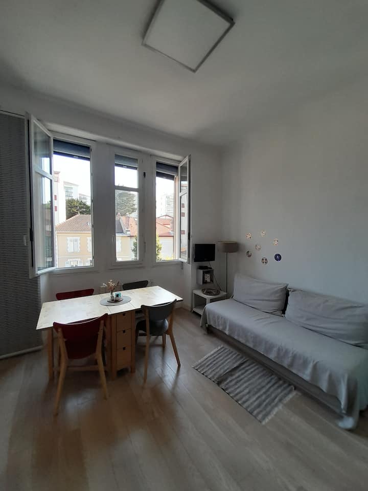 Studio Rénové  En Centre-ville De Biarritz - Bidart