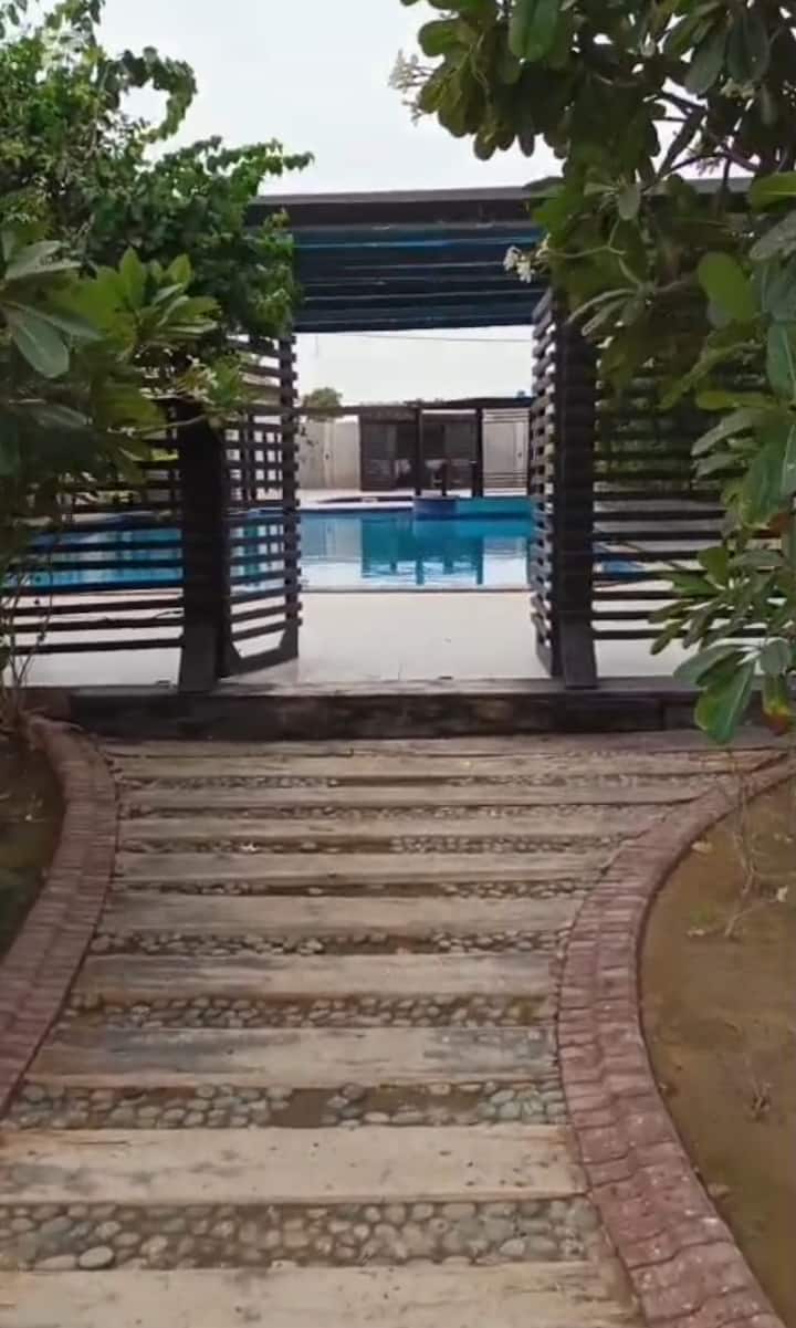 Al Sajjad Farmhouse - Karachi