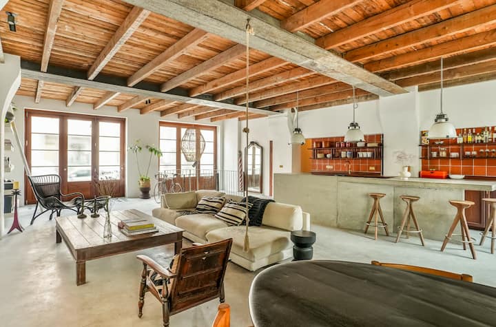 The Architects Own Beach Loft - 