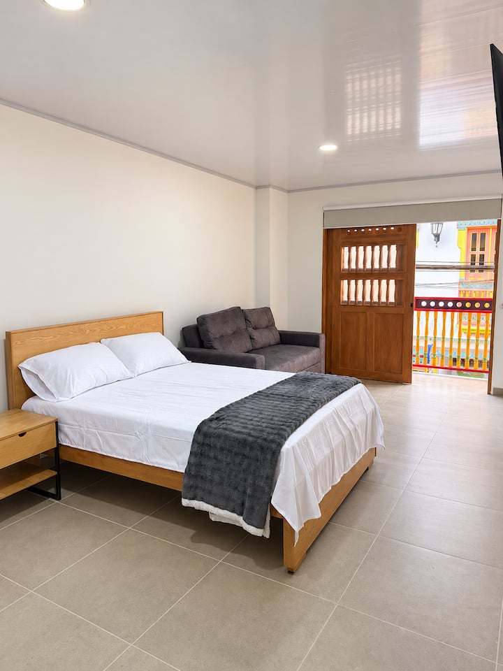 Apartamento Con Balcon En El Centro De Guatape - Guatape