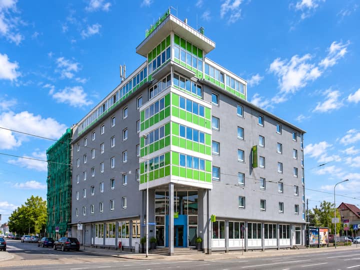 Sunday Halle Zentrum - Chambre Double Confortable - Halle (Saale)