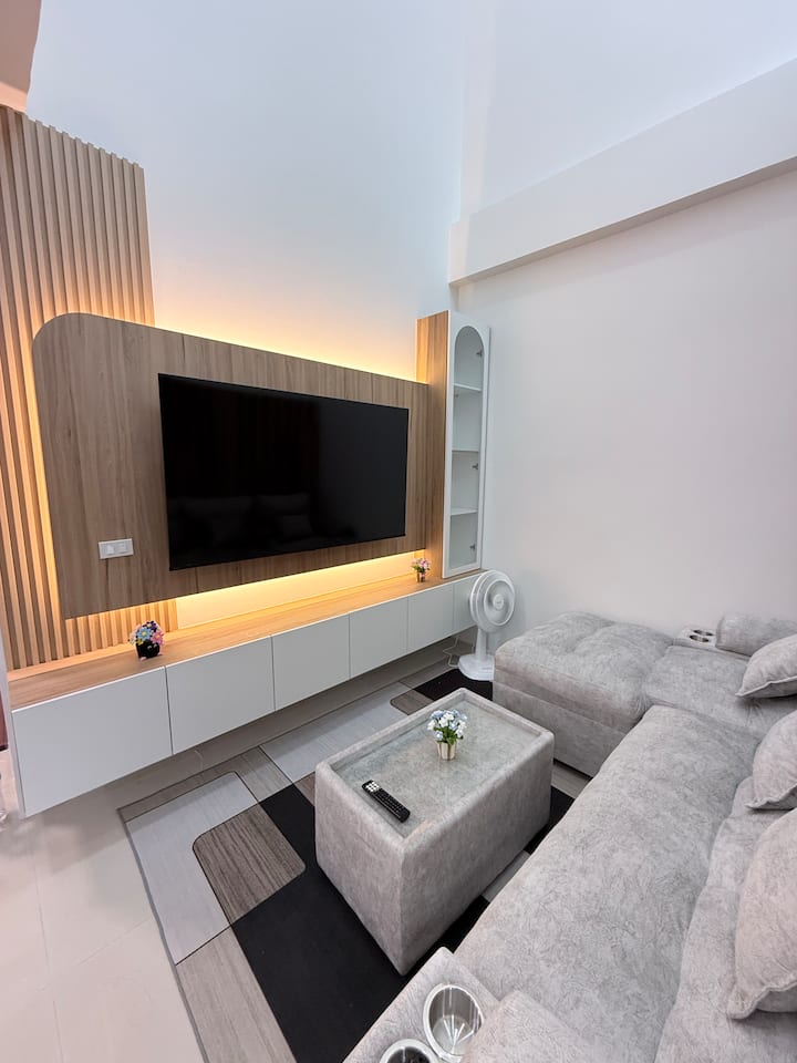 Winter House - Phuket