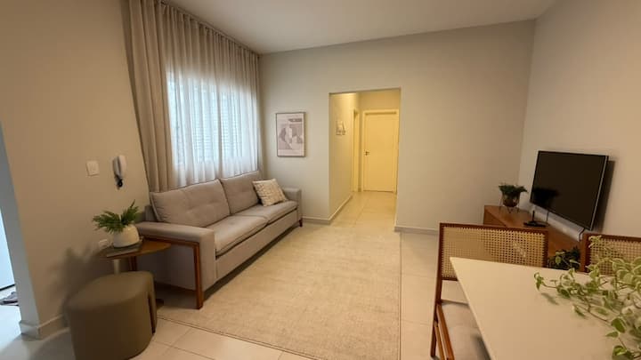 Sofisticado Apartamento, Térreo, Garagem, Ar Cond. - Araxá