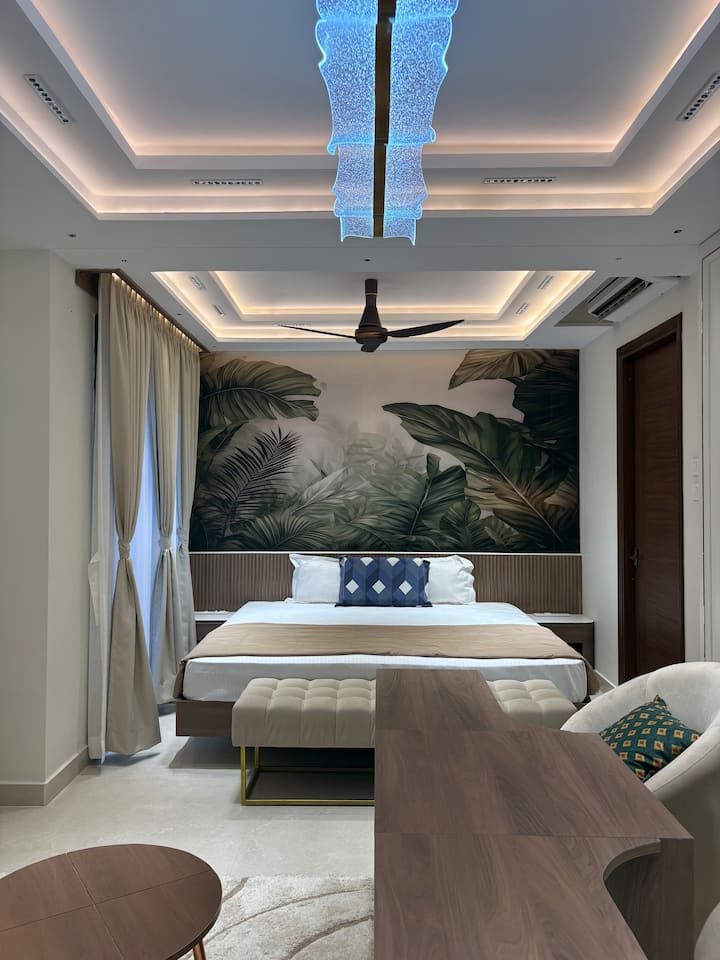 Mala's Crown- Private Garden & Tub - Ćennaj