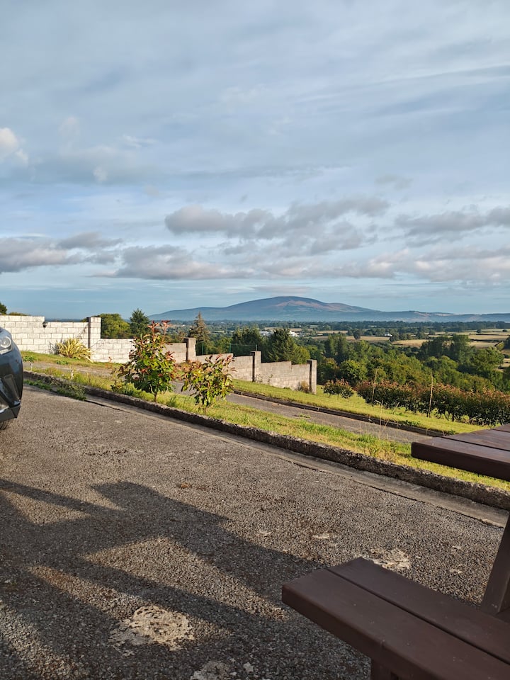 Valleyview House - Carrick-on-Suir