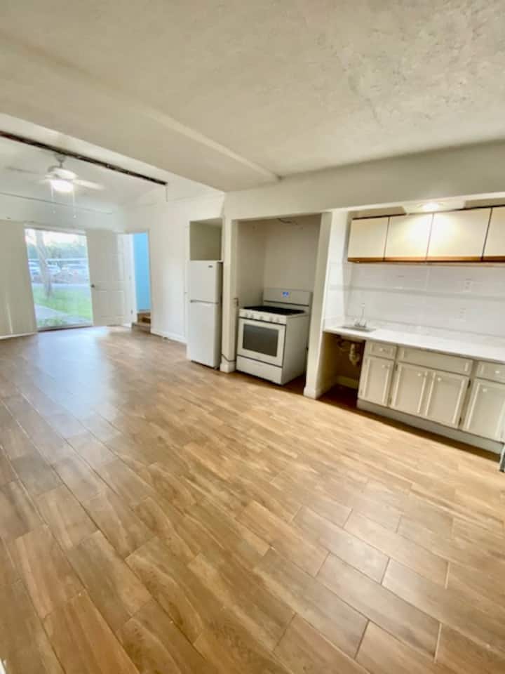 Beautiful And Sunny House For Rent At The Beach. - Vero Beach, FL