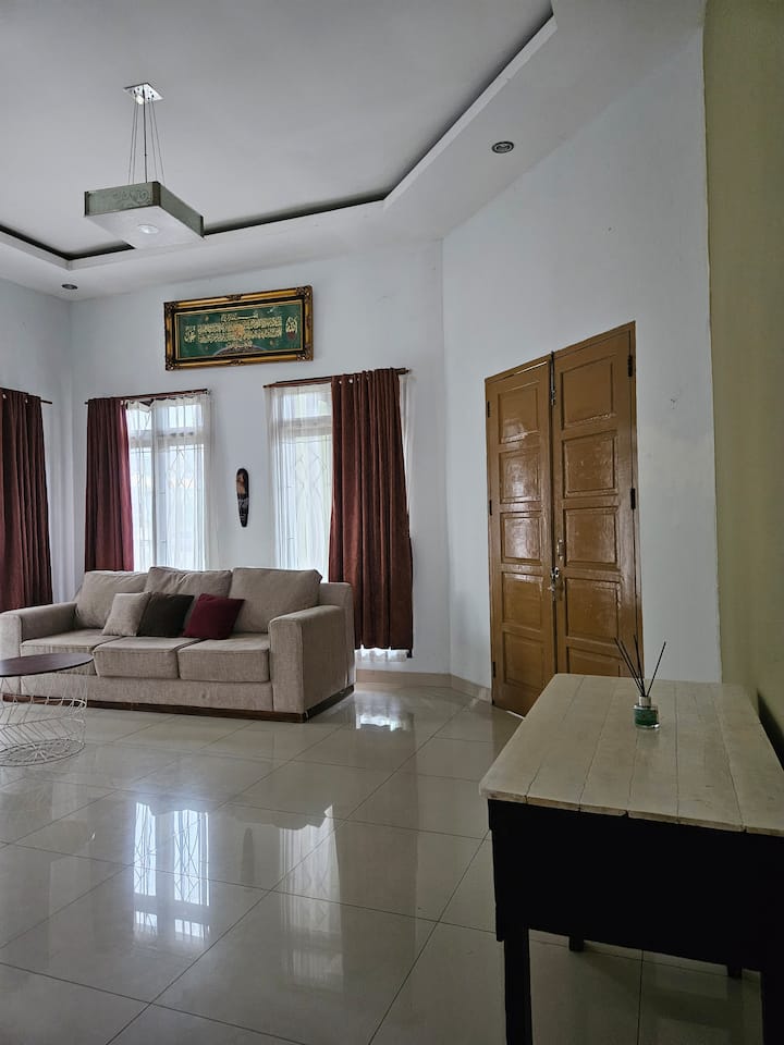 Bale Tamu - Padang