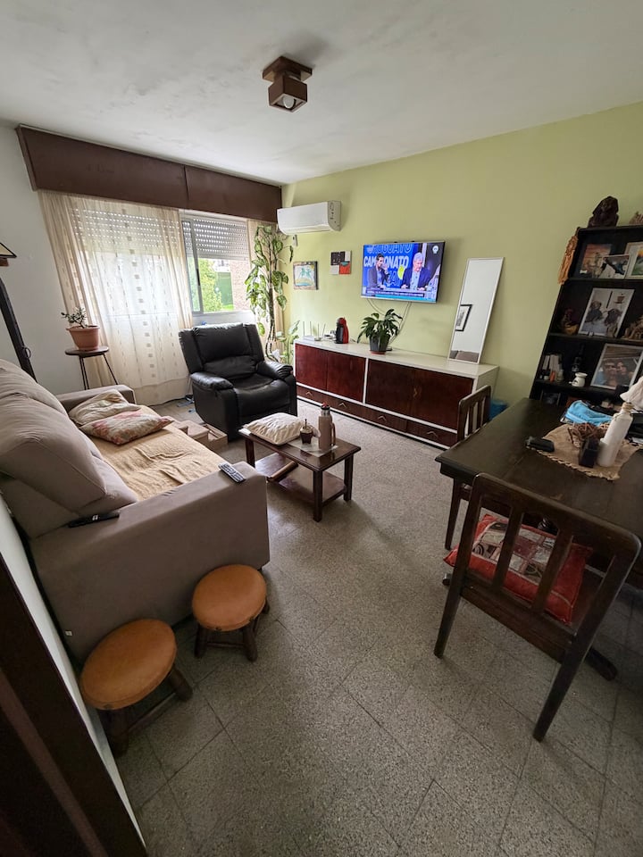 Apartamento Cómodo En Montevideo - Montevideo