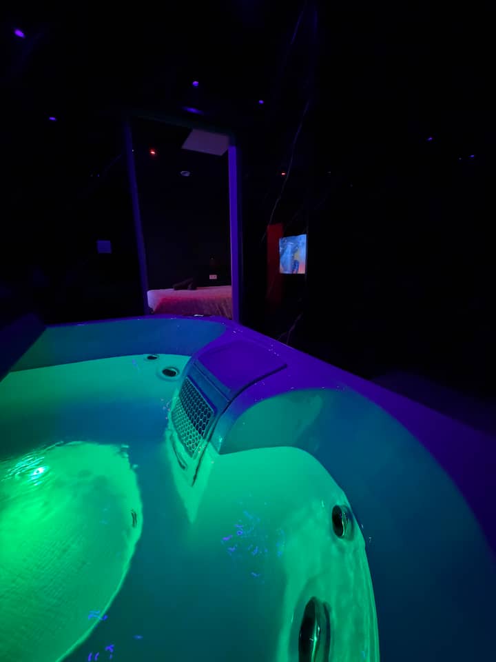 Suite G R E Y 'S Jacuzzi Privatif - Charleroi