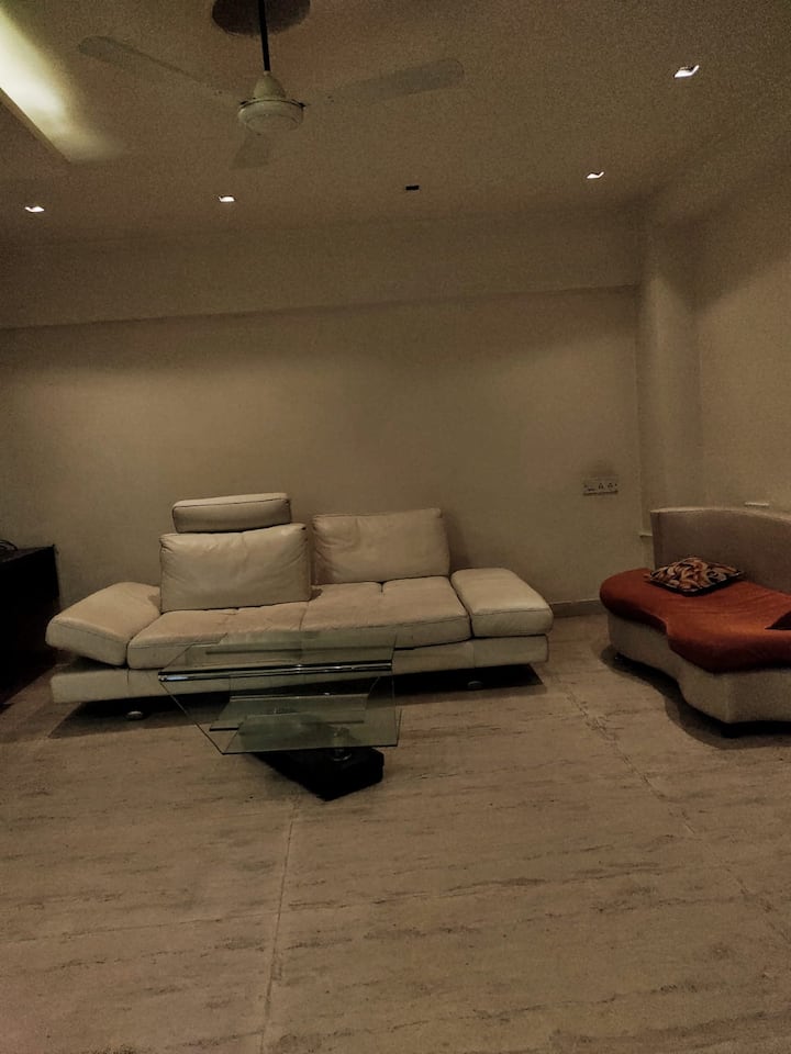 Luxury Parkside Flat Modern Anmeties & Security - Kolkata