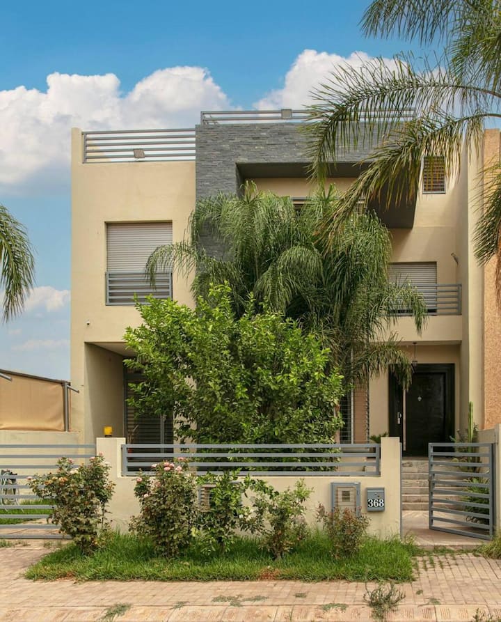 Villa Avec Piscine, Hammam à Argan Golf Marrakech - Amizmiz