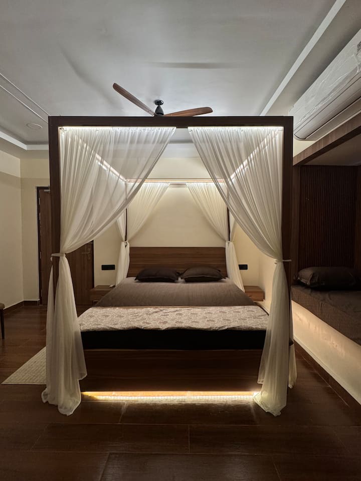 Areva Heritage | Cozy Vintage Stay - Bhubaneswar