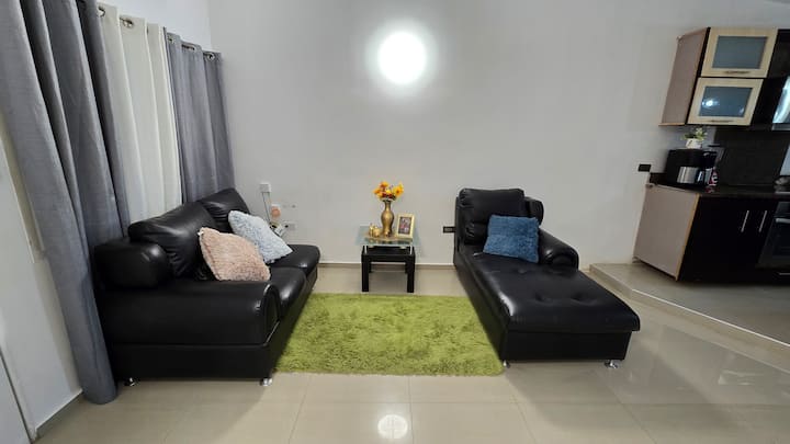 Casa 3 Hab 2 Baños, Cómoda En Palma Real Tipuro - Venezuela