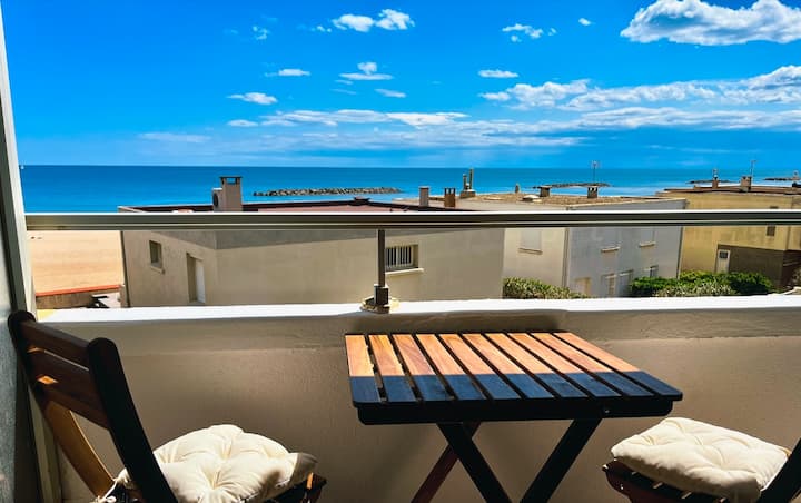 Valras-plage : Superbe Vue Mer Et Plage à 20 M - Portiragnes