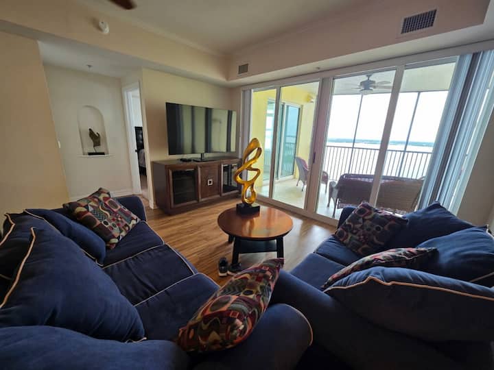 Elevated Water Front Retreat - Fort Myers, FL