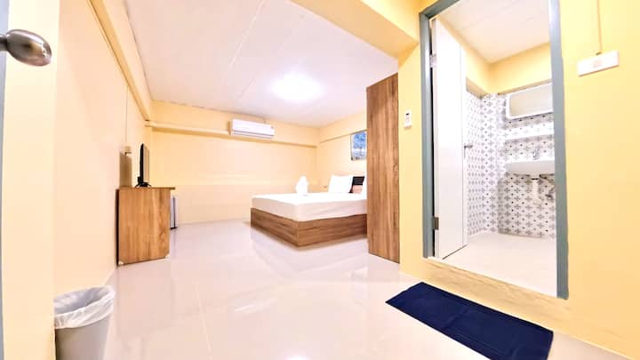 Deluxe Double Room In Vista Inn Patong - Patong Beach