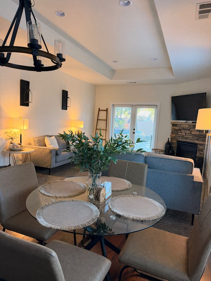 The Cozy Haven - Medford, OR