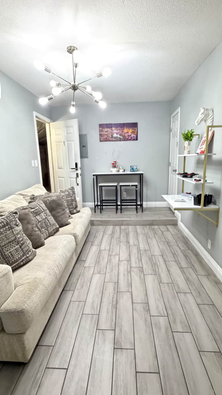 Moderno Y Espacioso Apartamento #1 - Las Vegas
