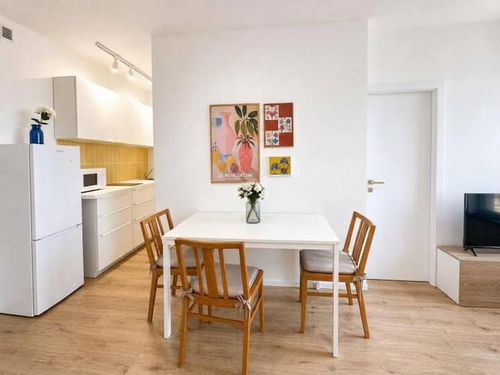 Modern Apartment Near Radlicka Metro - Prague