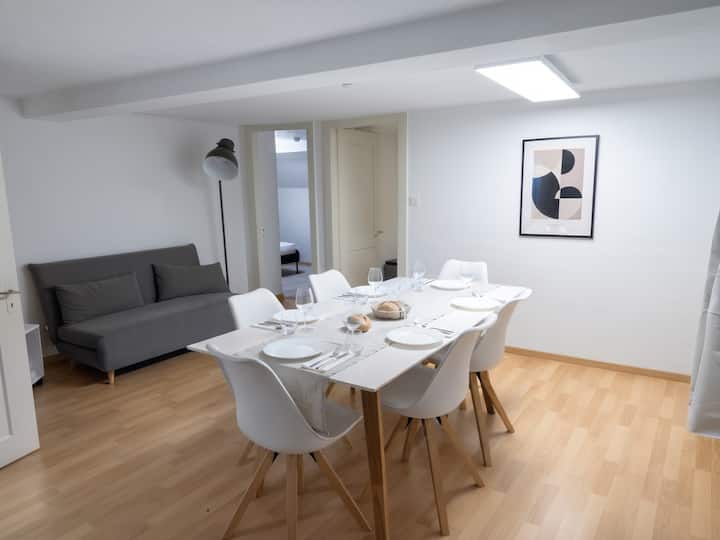 Baar, Zentrales 3br · Gratis Parkplatz · Bahnhof - Zug