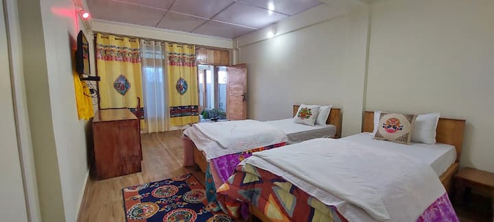Authentic Mountain Haven For Mindful Travelers - Tawang