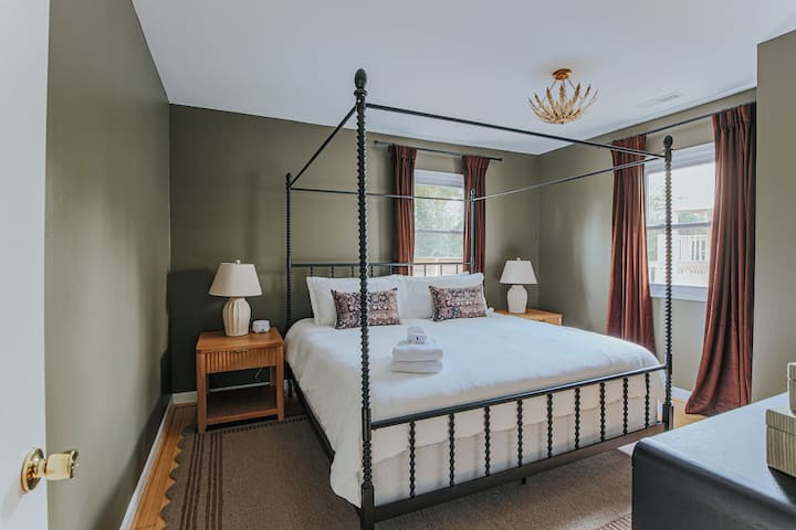 The 1st Street Bungalow-maison-salle De Bain Privé - Charlottesville, VA
