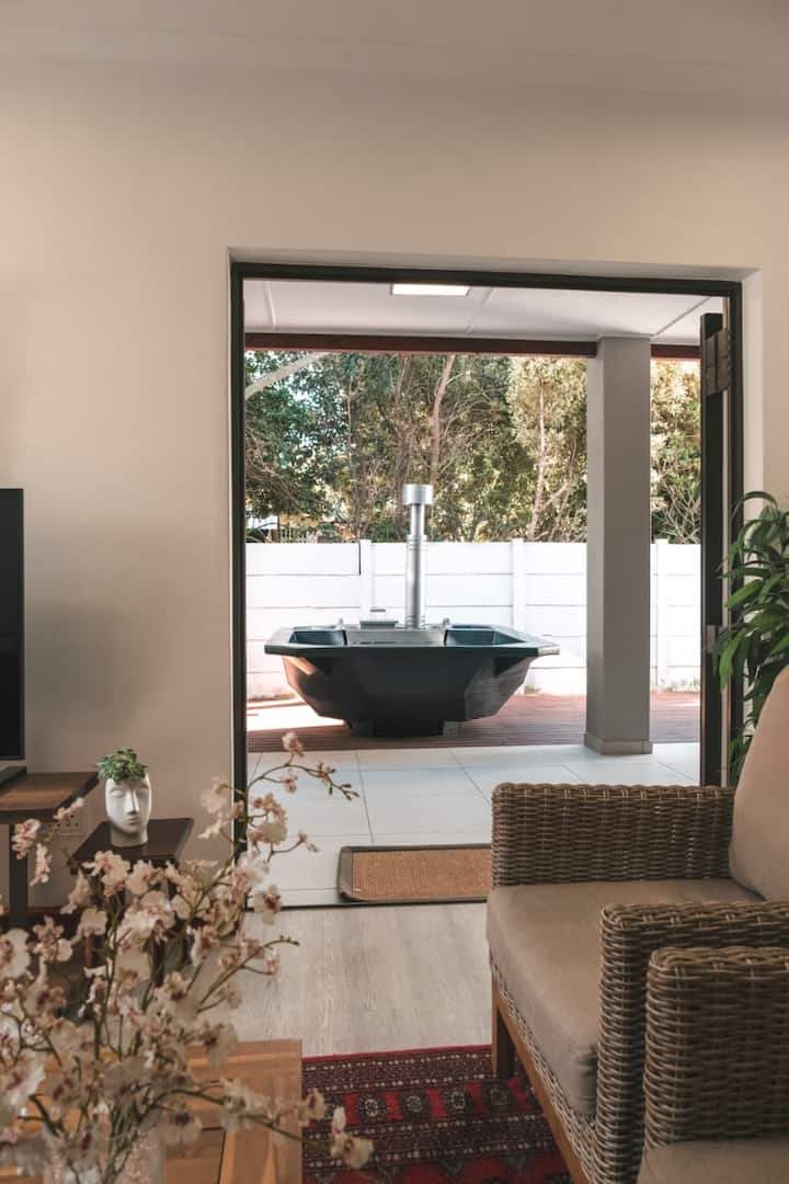 1 Bedr With Hot Tub - Hermanus