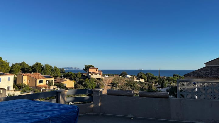 Suite Privative Vue Mer & Bureau - Sausset-les-Pins