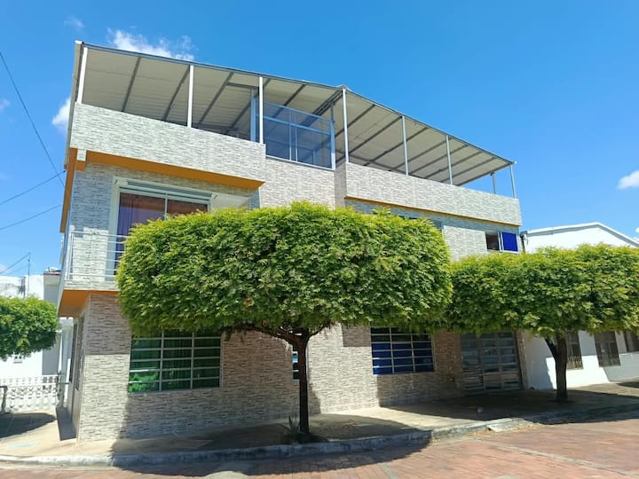 Espectacular Casa De 3 Pisos En Conjunto - Ricaurte