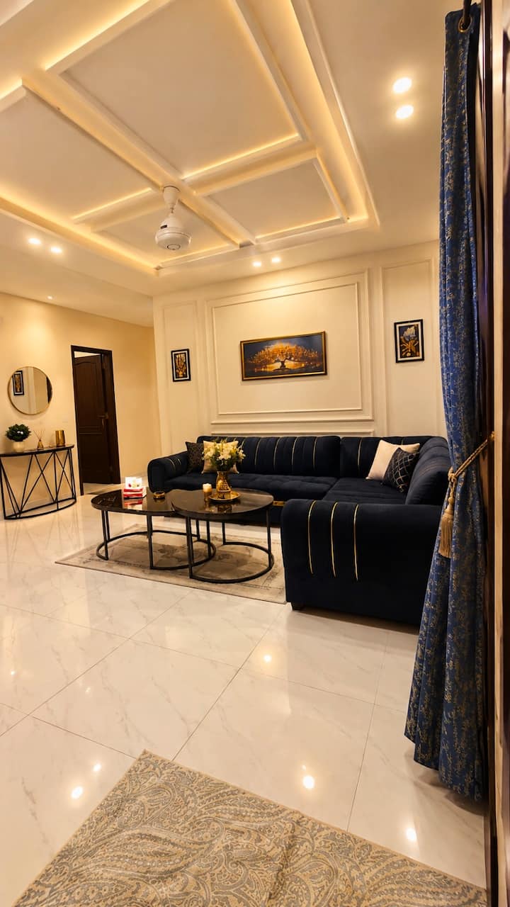 Staymark
Luxury Suite 2bhk Apartment Self Check-in - Pakistan