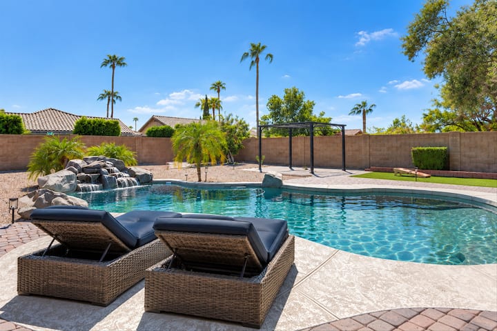Casa Clara Retreat | Private Pool & Hot Tub - Glendale, AZ