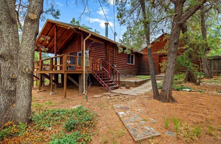 Nostalgic Log Cabin In The Pines - Payson, AZ