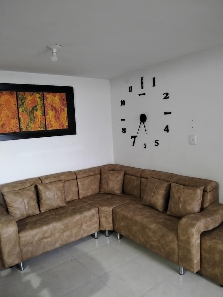 Apartamento Con Dos Habitaciones Por Temporada. - Pasto