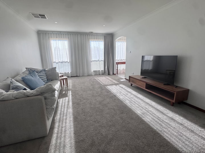 Home Away From Home - Wagga Wagga