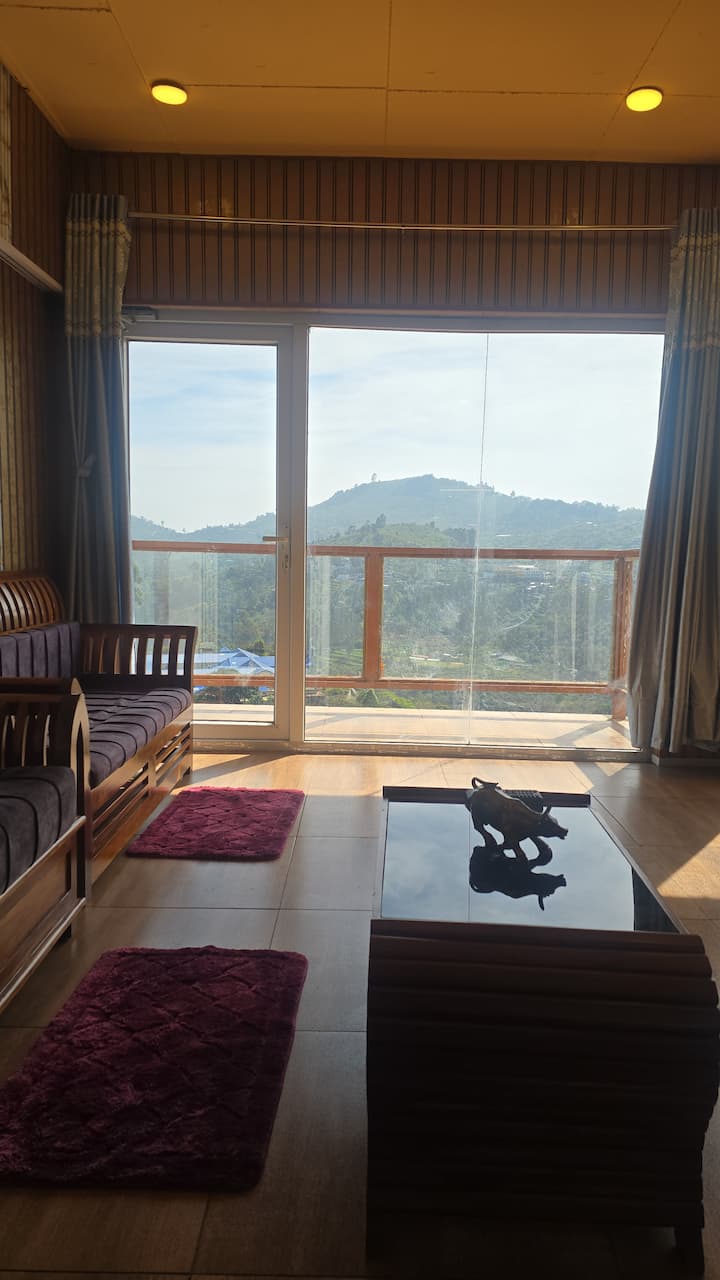 Perfect Place For Friends And Family
Threecouples - Kodaikanal