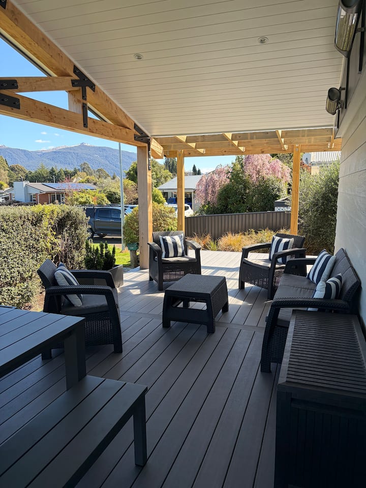 Deck On Duncan - Views And Fiordland Adventures - 蒂阿瑙