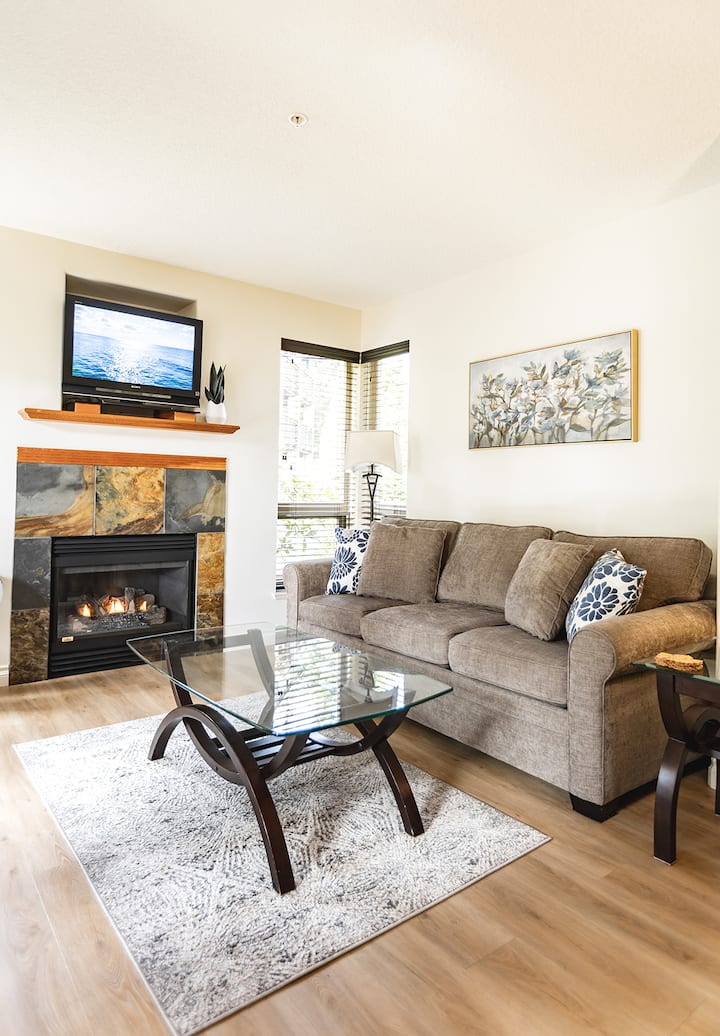 Beachwood 1-br Condo B By The Sea - Vancouver Island