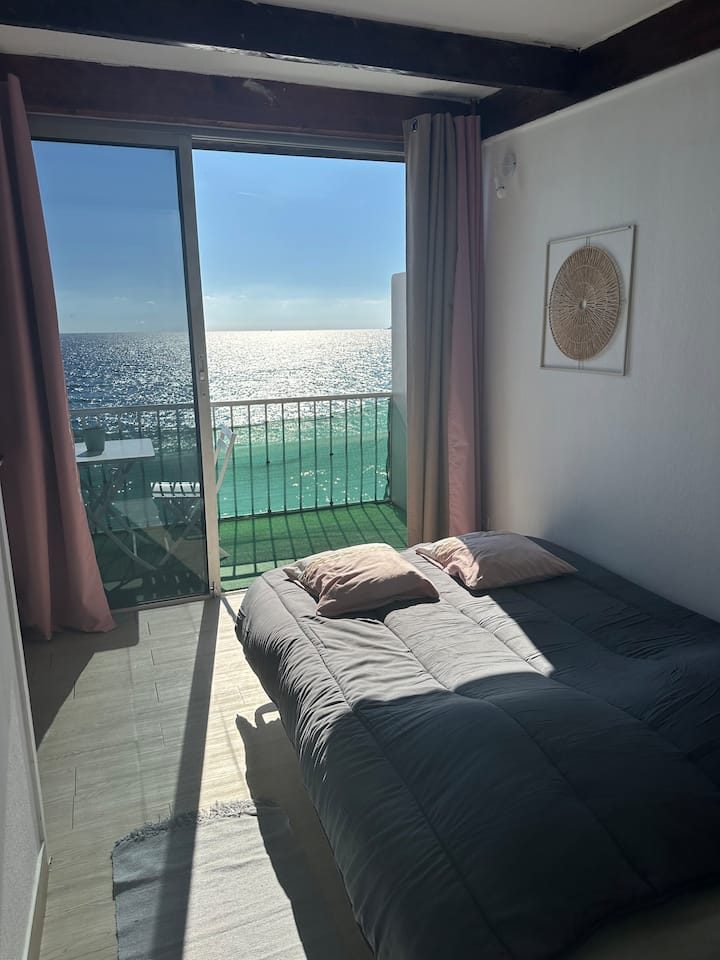 Chambre Balcon Sur Mer Le Drakkar Jb6 - Toulon