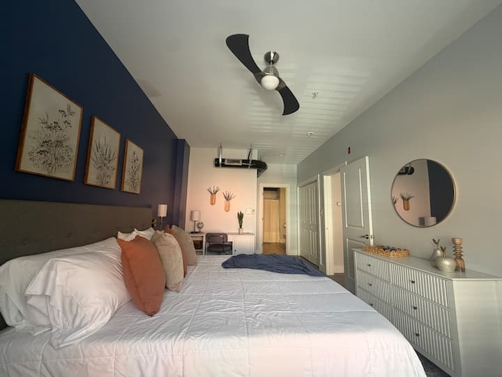 The Blue Loft On Main | Walkable Downtown Stay - Johnson City, TN